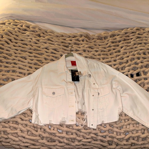 vestique | Jackets & Coats | Vestique Brand Cropped White Jean Jacket ...